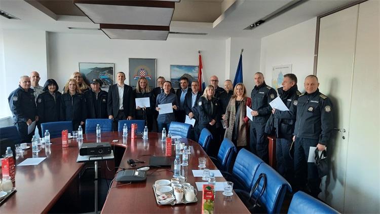 Carinska uprava - Carinska uprava obilježila međunarodni Dan carinske ...